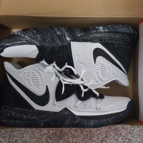 Nike | Shoes | Kyrie 5 Cookies And Cream Ao29810 Mens Size 11 | Poshmark